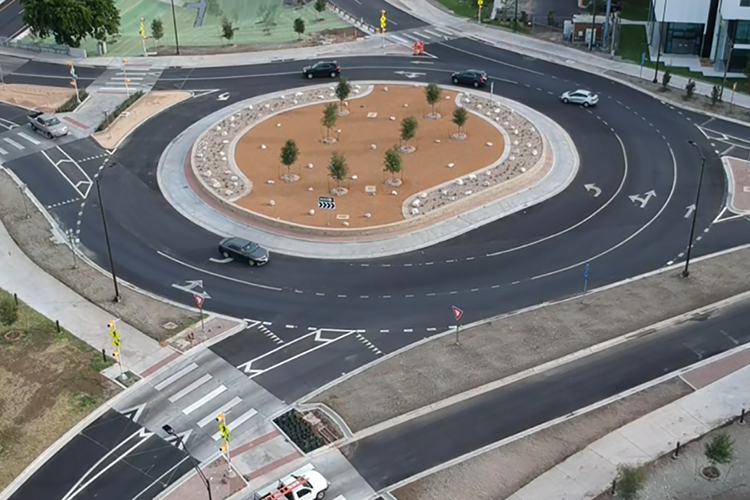 Staying in the loop on roundabouts